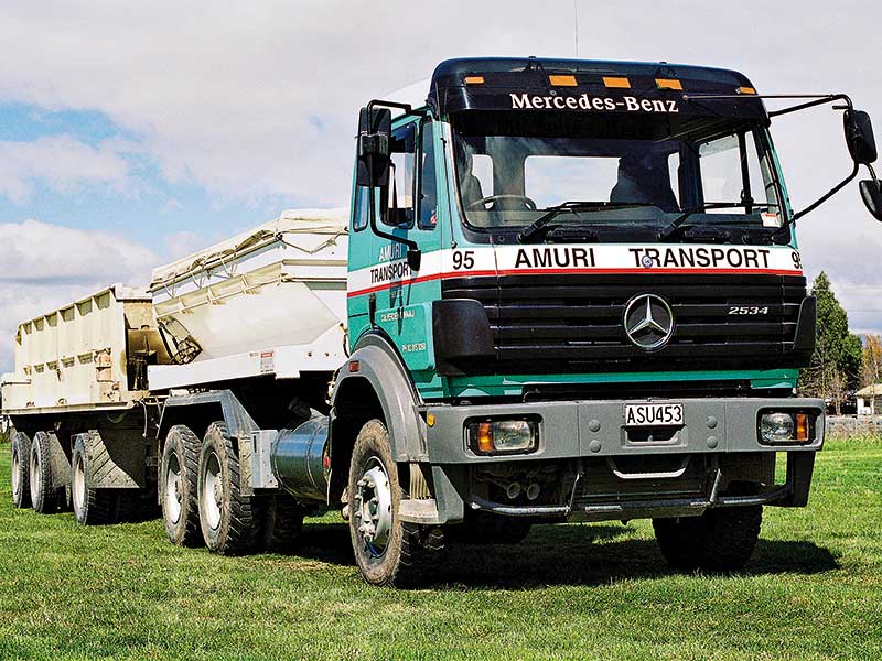 Old School Trucks: Amuri Transport