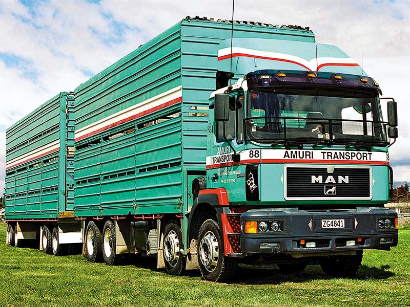 Old School Trucks: Amuri Transport
