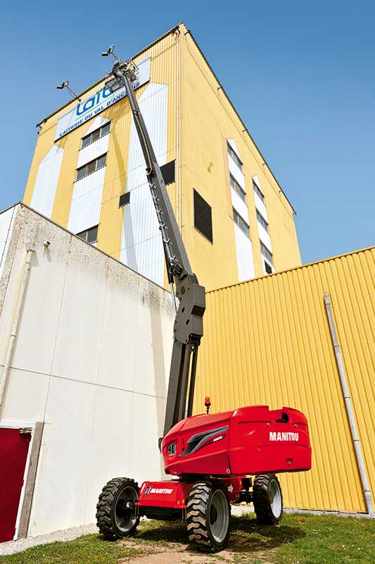 Manitou telescopic handling equipment